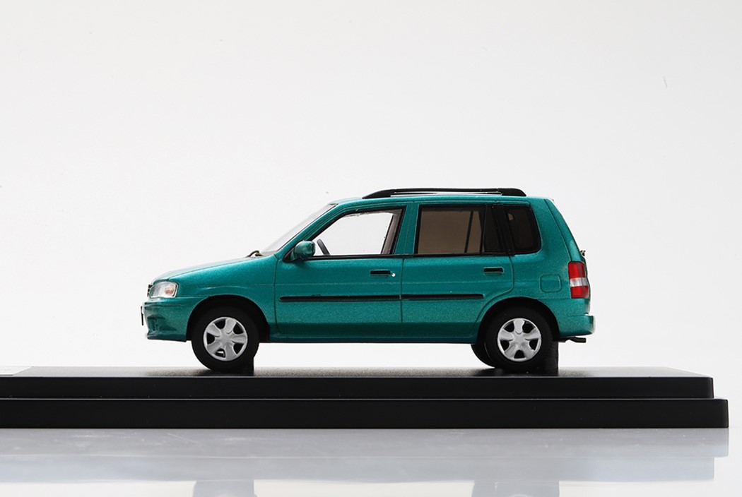 DEMIO DW モデルカー